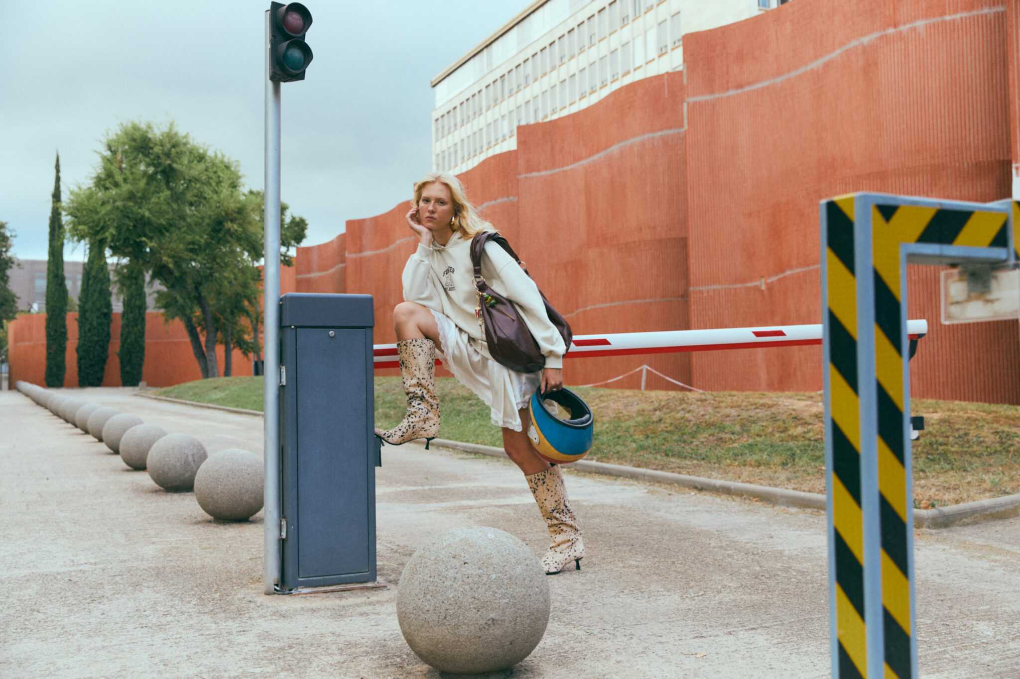 Stradivarius: Back in Campus | MALLOUPPAS Group